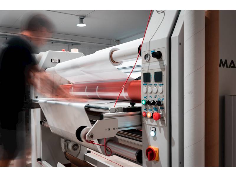 Commercial Laminating, Book Binding and Print Finishing Company with ...